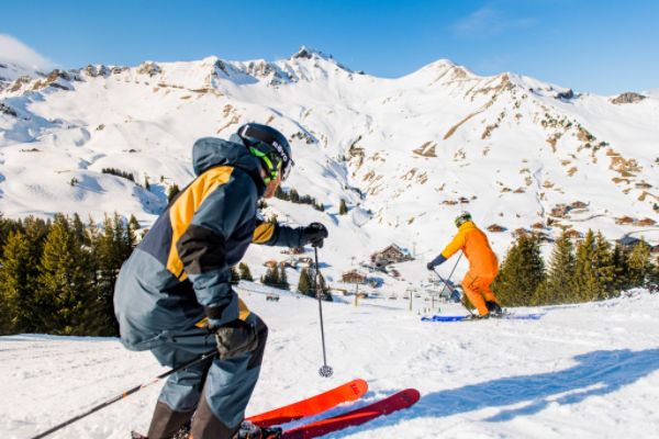 Vote for Sunweb « World's Best Ski Tour Operator 2021 « World Ski Awards